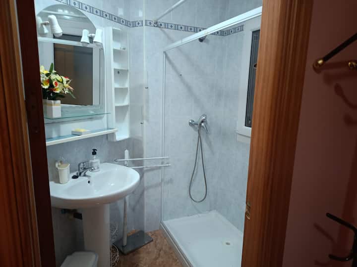 Hogar Familiar, Las Viñas C/wifi Habitaciones - Villarrobledo