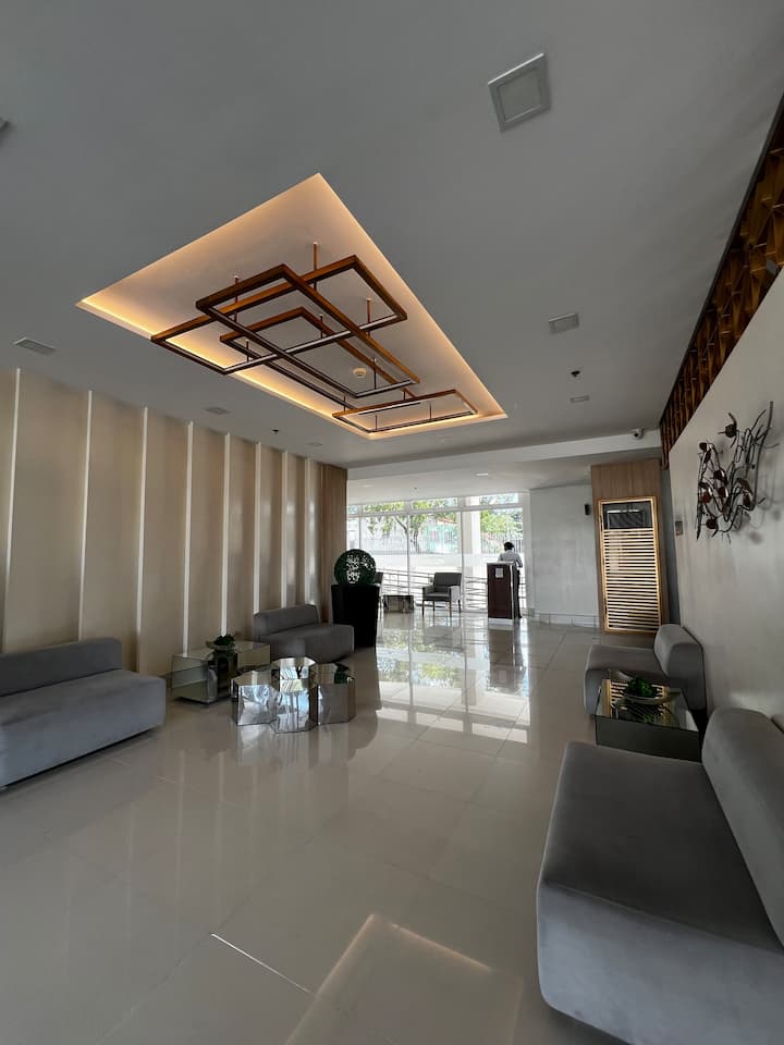Jenny Suite - Las Piñas