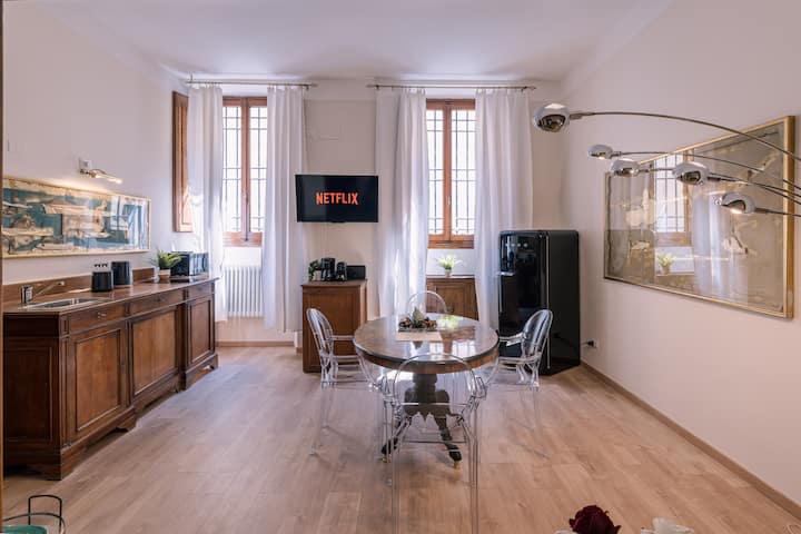 [Galleria Accademia]accademia Luxury Art Apartment - Florence