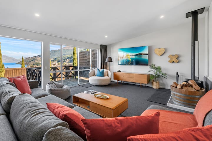 Urban Oasis - Central With Lakeview - Queenstown