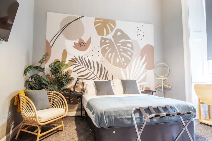 Cosy Palm Studio, West End - Glasgow