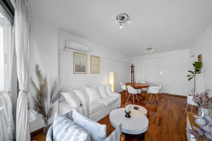 Stylish Spacious 2br/2ba With Washer, Pool And Gym -