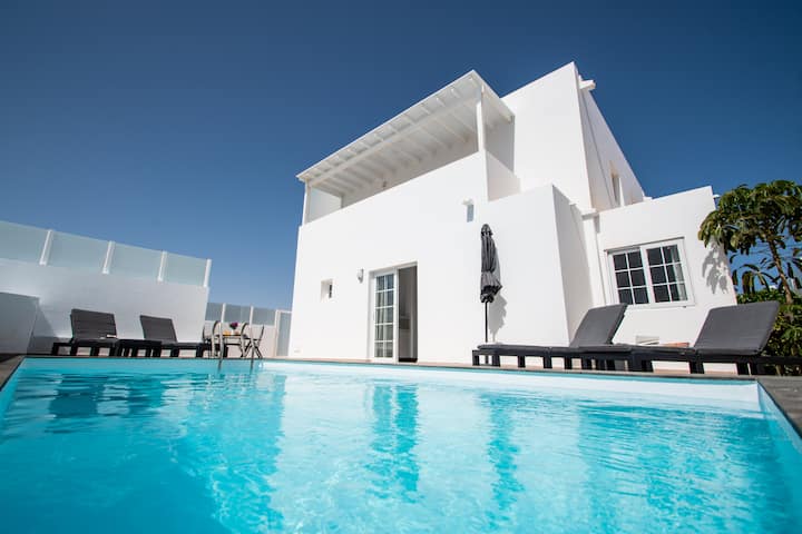 Casa Leize Piscina Climatizada, Vistas & A/c - Playa Blanca, Las Palmas, España