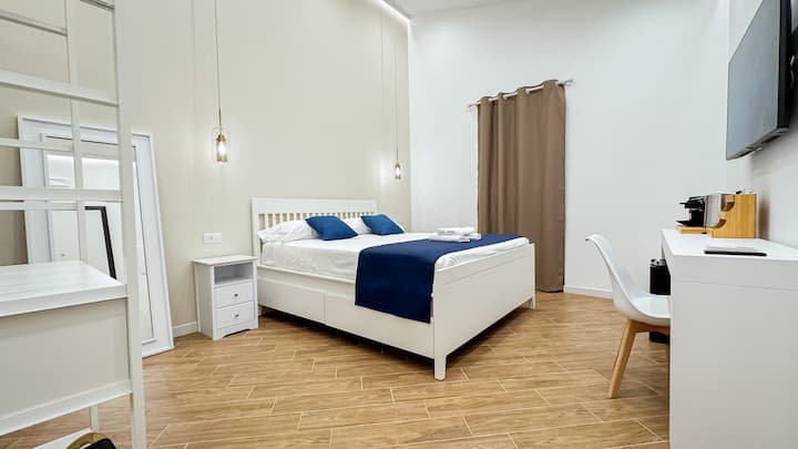 Giandra Rooms • Desdemona - Villa San Giovanni