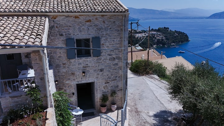 Villa With Stunning Sea Views And Idyllic Sunrises - Kalami