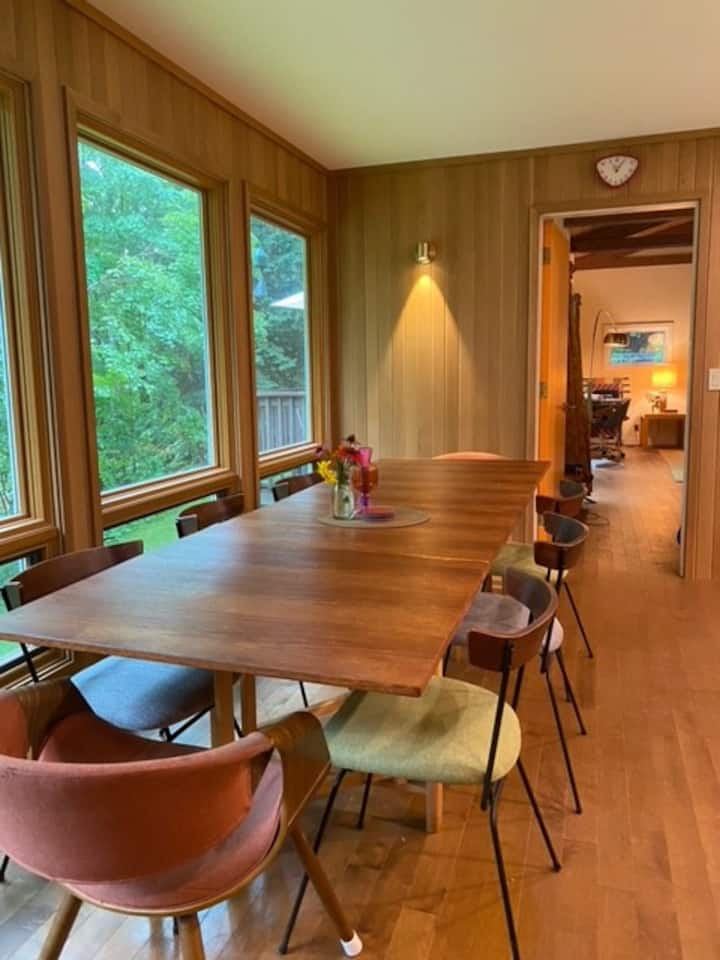 Genuine Mid-century Ski Chalet - Next To Topnotch - Stowe, VT