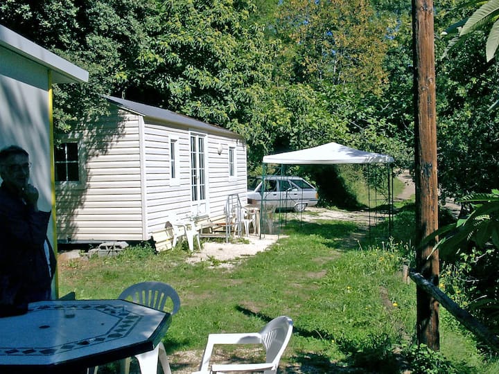 Mobil Home Dans Camping Rustique - Vernet-les-Bains