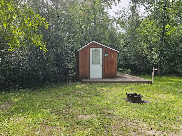 Nest Cabin 98a - Baraboo, WI