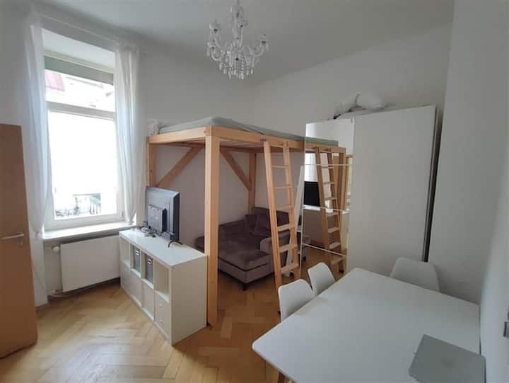 Wohnen Im Herzen Schwabings - München