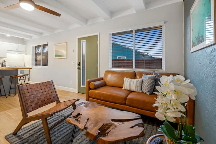 Downtown Haven|patio|near Dining - San Marcos, CA