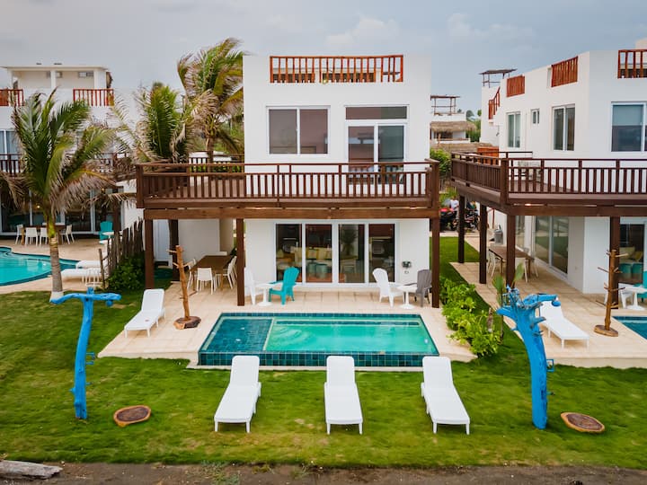 Beachfront House En El Paredón - El Paredón Buena Vista