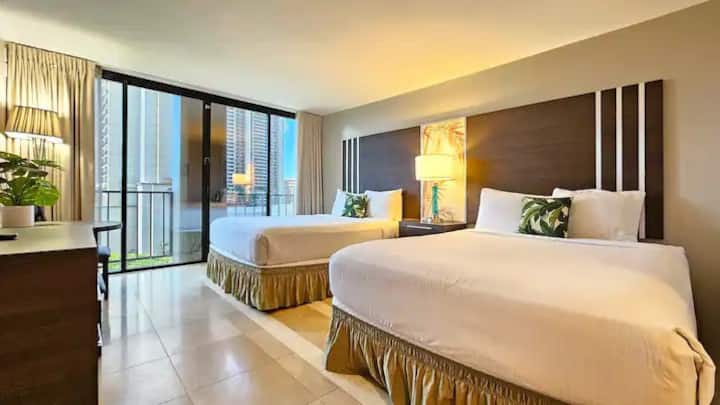 Palms 720 - 2 Queen Bed Suite - Lanikai Beach