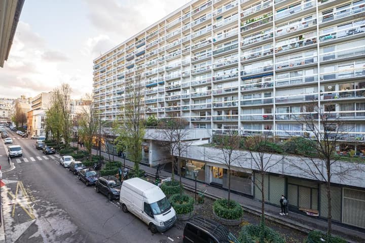 Kozy Appartment Above Biergarten - Paris