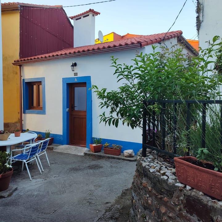 Casa De Cuento Al Mar - Ares