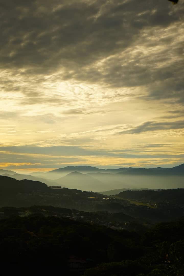 * Cozy Unit In Baguio City - Baguio