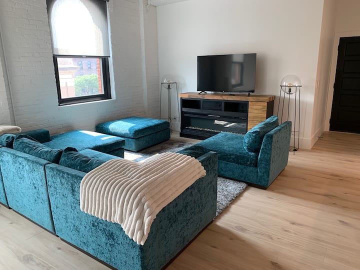 The Flats @ 311 Main Airbnb Ii - Utica, NY