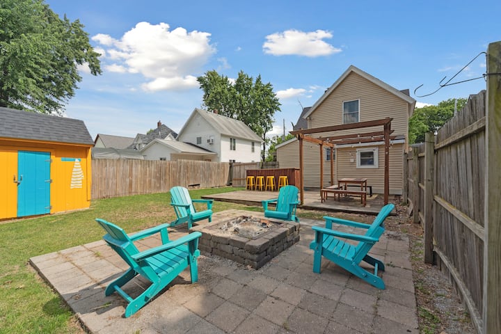 4 Br I 2 Ba Lansing Home - Potter Park Zoo, Lansing