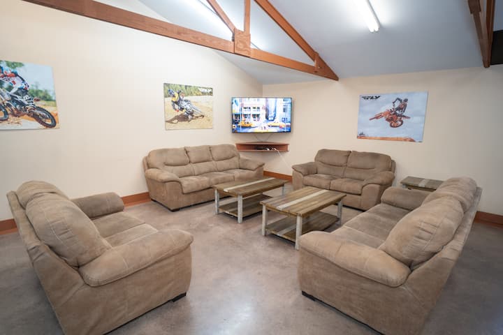 Villa In Attica - Squatch House - Liberty Lake, Liberty Township