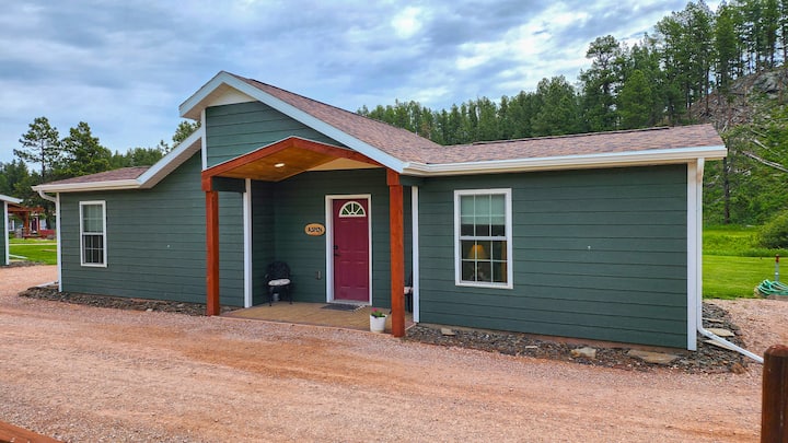 Relax At Luxury Aspen Cottage At Black Elk Resort - Mount Rushmore National Memorial