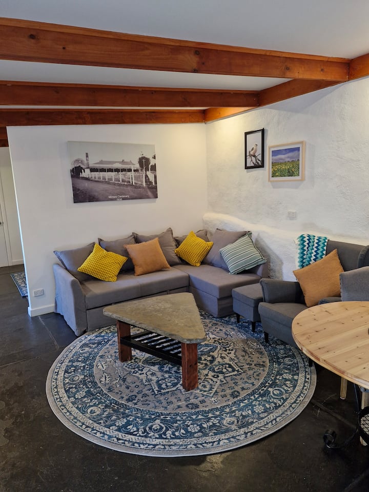 Bullock & Bridle Retreat At 62 - Clare Valley