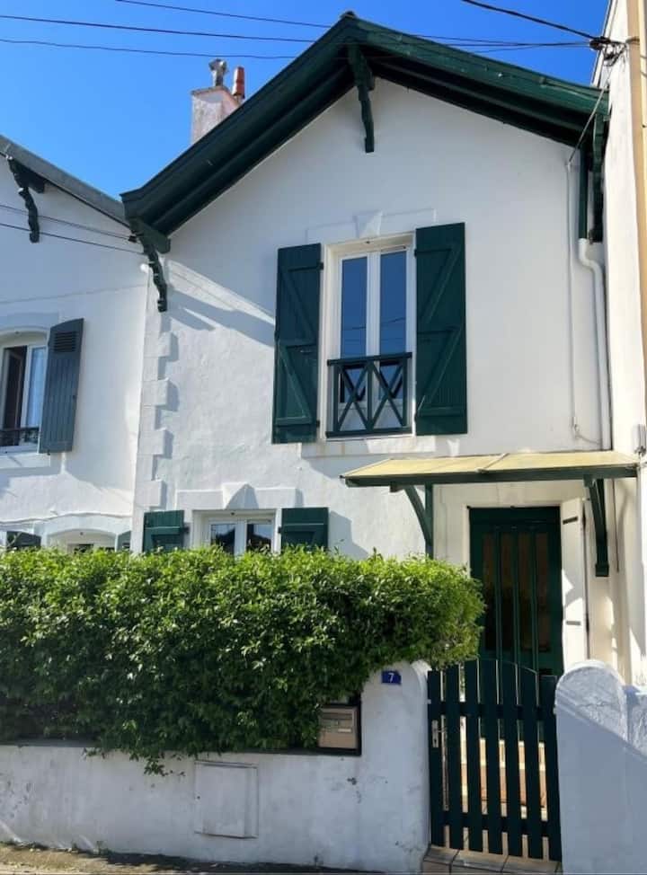 Charmante Maison à 15 Mn Du Centre - Biarritz