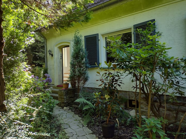 Ruhiges Haus Im Grünen Mit Whirlpool Nahe Messe - Essen