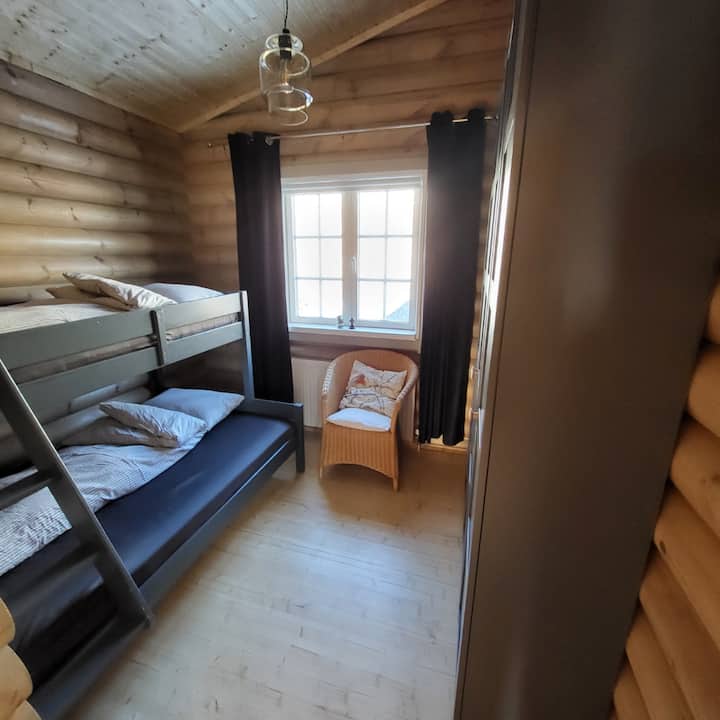 Heidarbaer - Log House. - Island