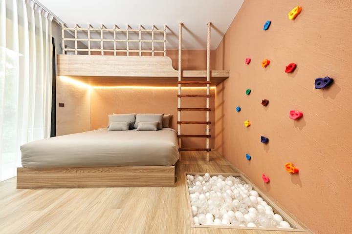 Family Room At Baan Rai Santisuk - Room Only - Lom Sak