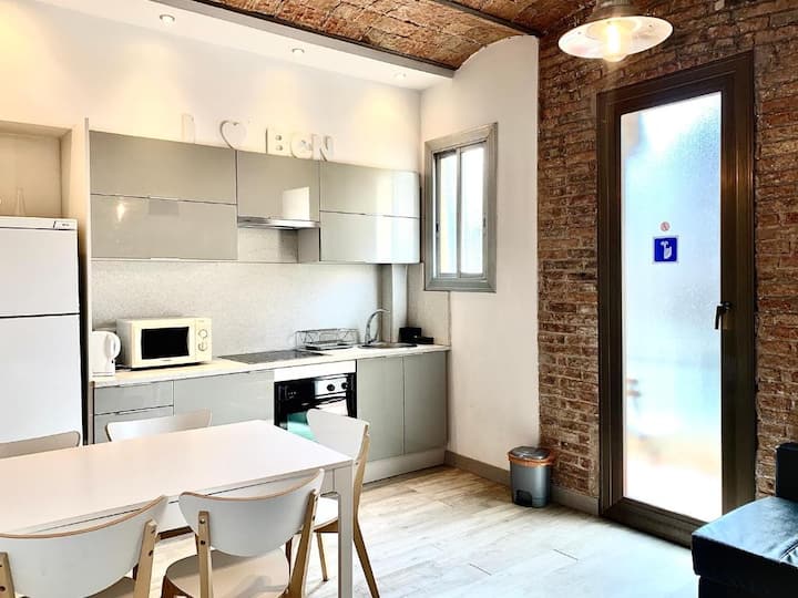 Blanc & Noir - Barcelona