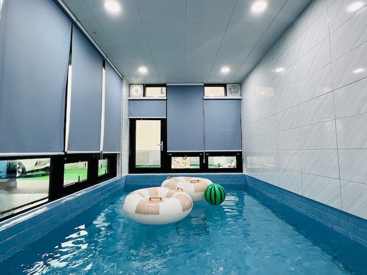 365일. 미온수 무료.실내수영장. 디오르 풀빌라 "루나" - Gyeongju-si