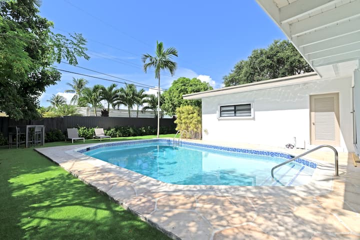 Beautiful Home In Miami - Pool - Aventura, FL