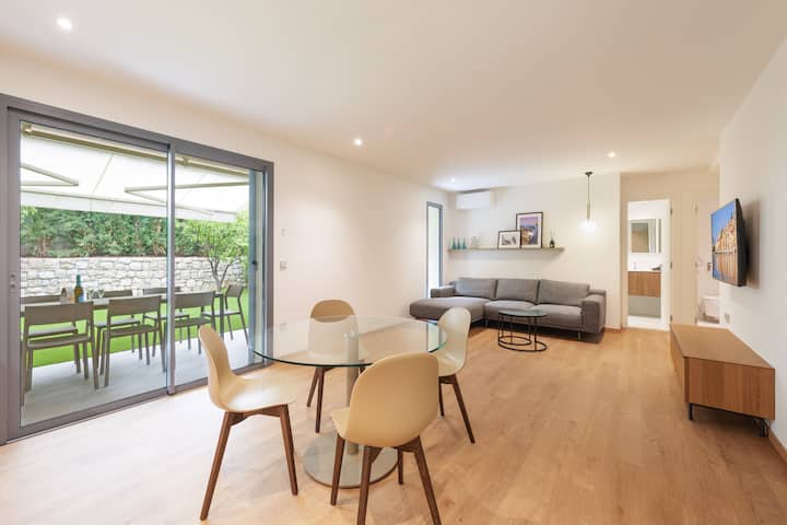 Menton, Appartement Avec Jardin
N°02 - Menton