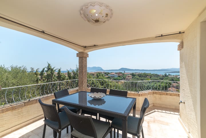 Splendido Attico Vista Mare - Olbia