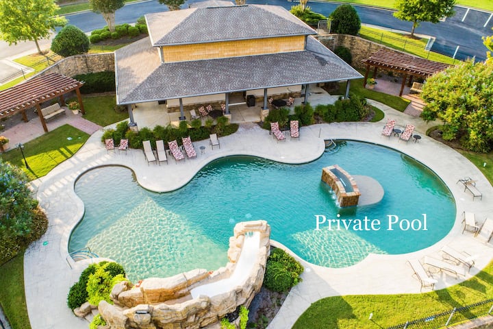 Luxurious, Stunning, Impressive! Lakefront 3br/3ba - Lake Martin, AL