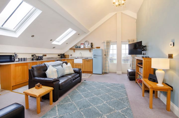Three-bedroom House In York, Sleeps 6 - York