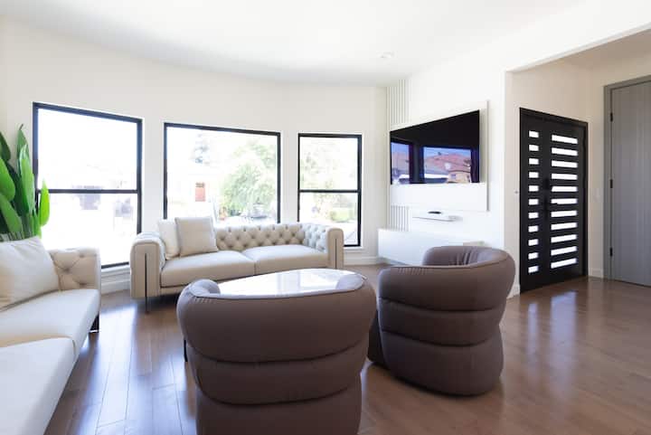 Upscale 3br - New Construction - Oakland, CA