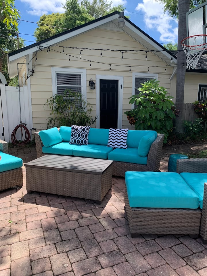 Walk To Downtown St Pete-nightlife, Bay & Museums - St. Petersburg