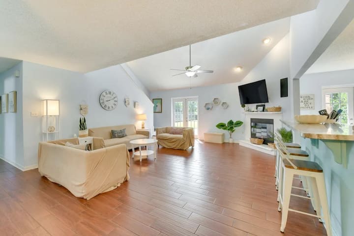 Destin 5br Villa W/patio 1mi To Miramar Beach - 德斯坦