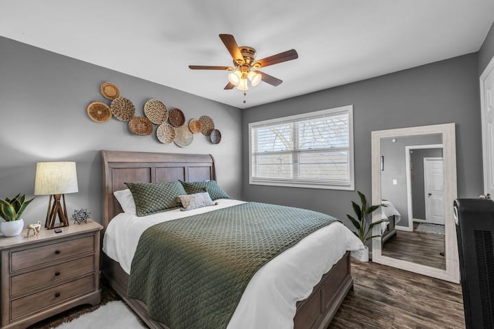 Cozy Townhouse W/ Mountain Views - Chattanooga, TN