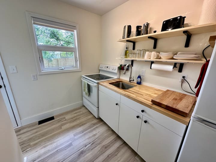 Live Lawrence Like A Local - Lawrence, KS