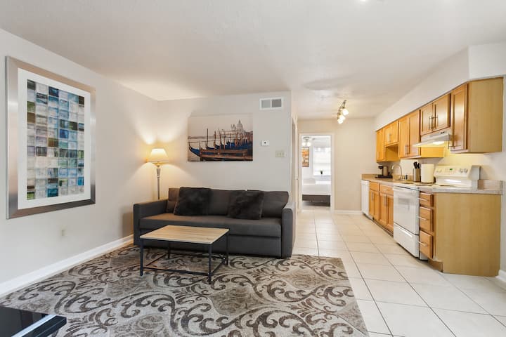 Metairie Oasis 1br - Metairie, LA
