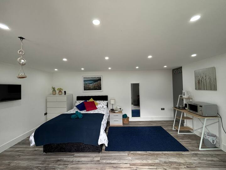 Guest House In London - Watford