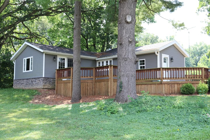Villa In Attica - Hilltop - Liberty Lake, Liberty Township