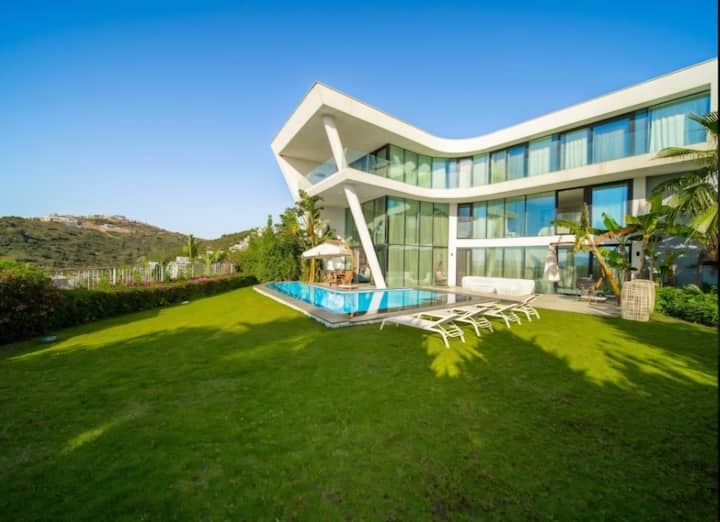 ÖZel Plajlı Havuzlu Villa - Güllük