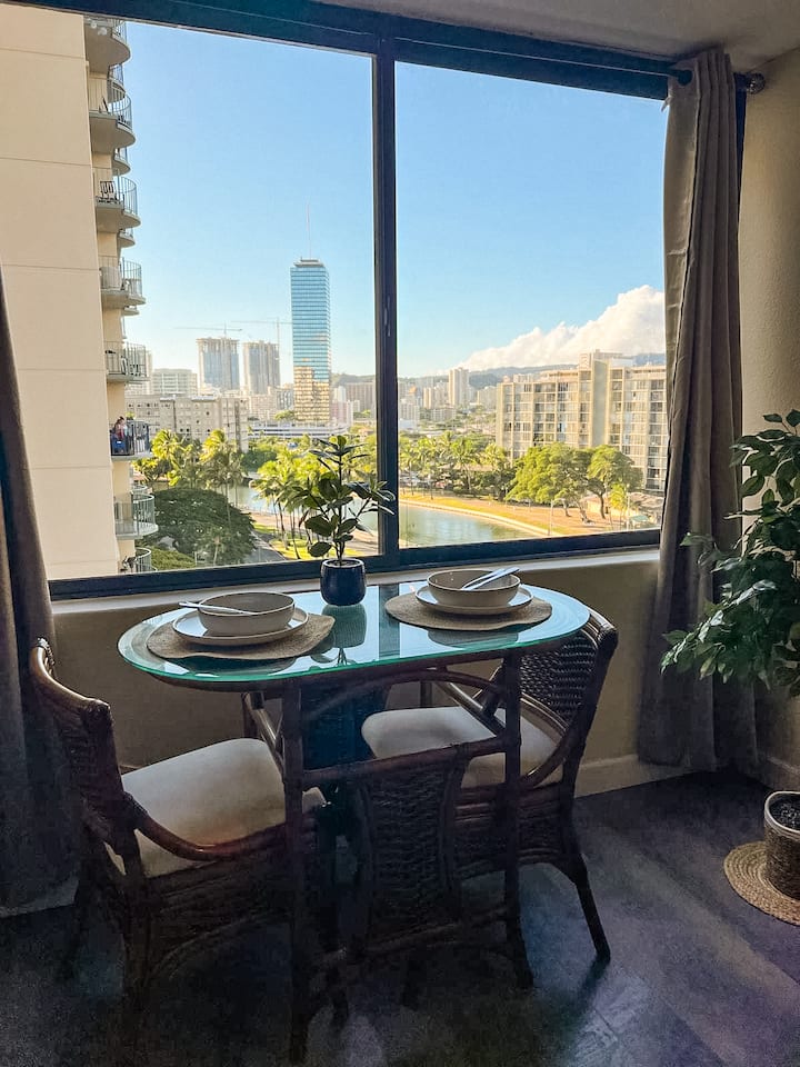 Cozy Studio In Central Waikiki - Honolulu, HI