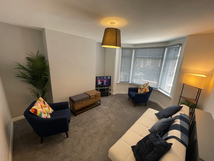 Cozy, Spacious 2bd House In Historic Chapelfields - Coventry