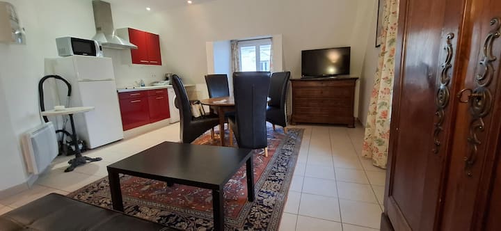 Gien Joli T2 Plein Centre Ville - Gien