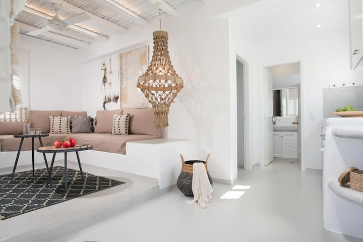 Superior One Bedroom Apartment | Perla Suites - Milos