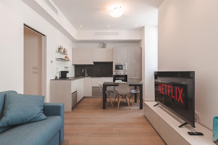 [Centro Di Trieste]elegante Alloggio In Ponterosso - Trieste