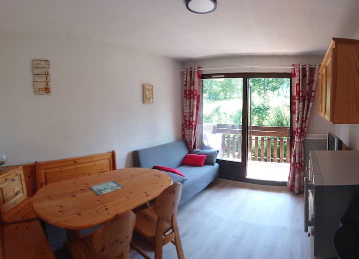 Appartement Aux Carroz - Cluses